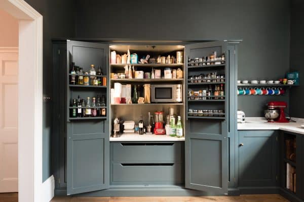 Where To Put The Microwave In A Kitchen - Design & Layout Tips