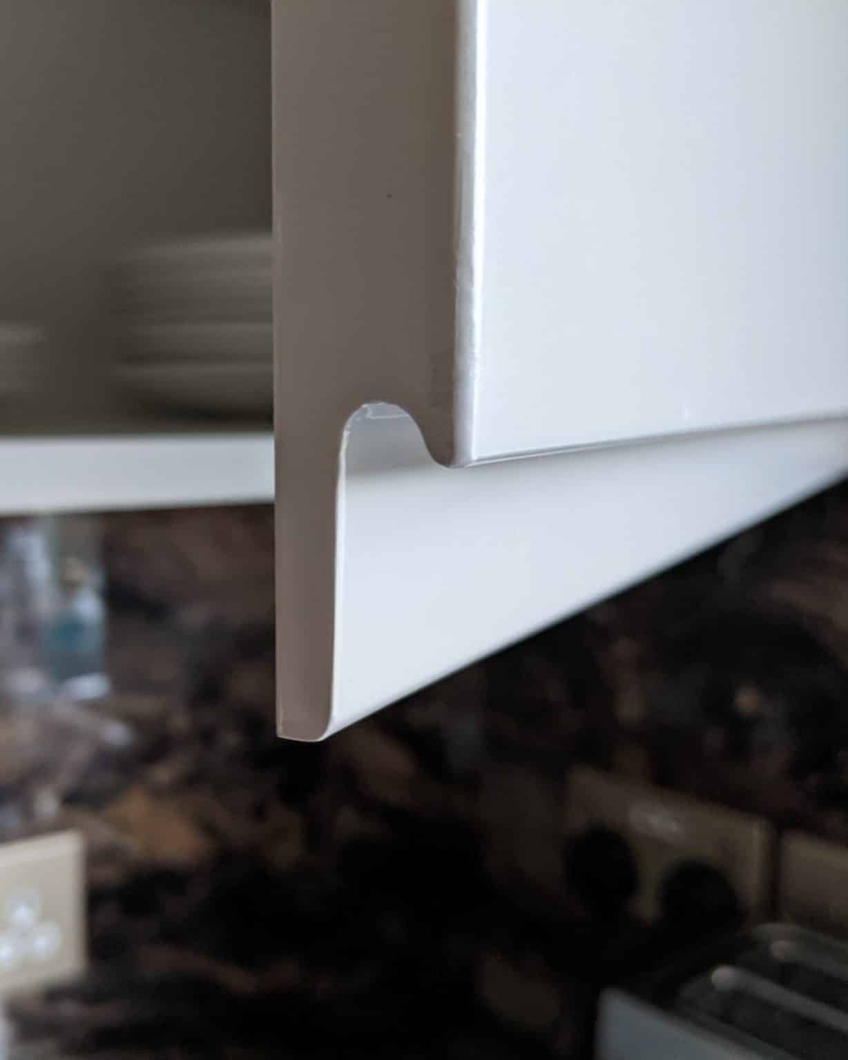 Handleless Kitchens - Pros, Cons & Expert Advice