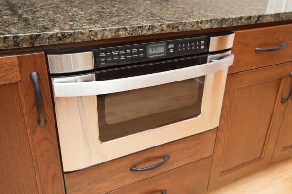 Where To Put The Microwave In A Kitchen - Design & Layout Tips